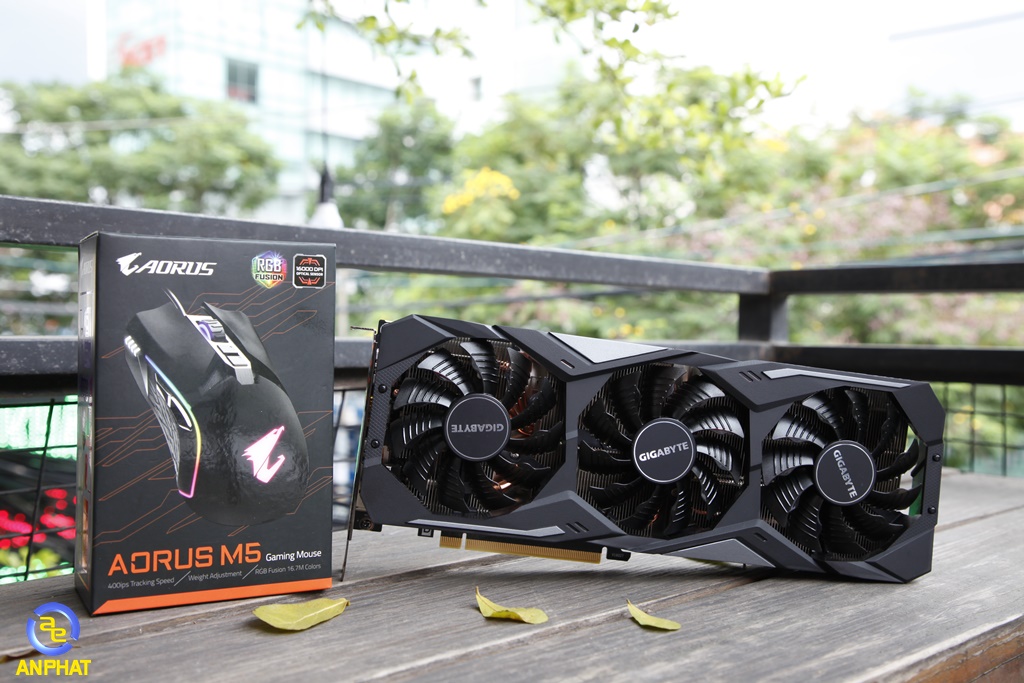 Trên tay sản phẩm GIGABYTE RTX 2080 GAMING đầu tiên tại Việt Nam