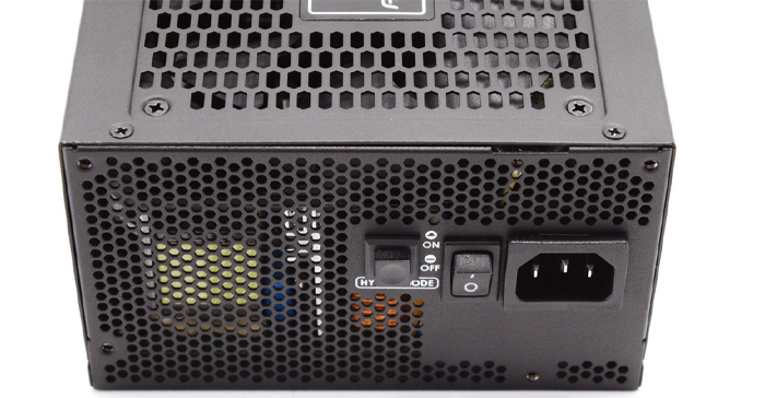 Antec HCG850 - Nguồn máy tính chất lượng dành cho game thủ