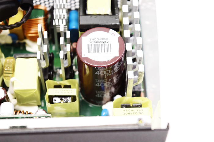 Antec HCG850 - Nguồn máy tính chất lượng dành cho game thủ